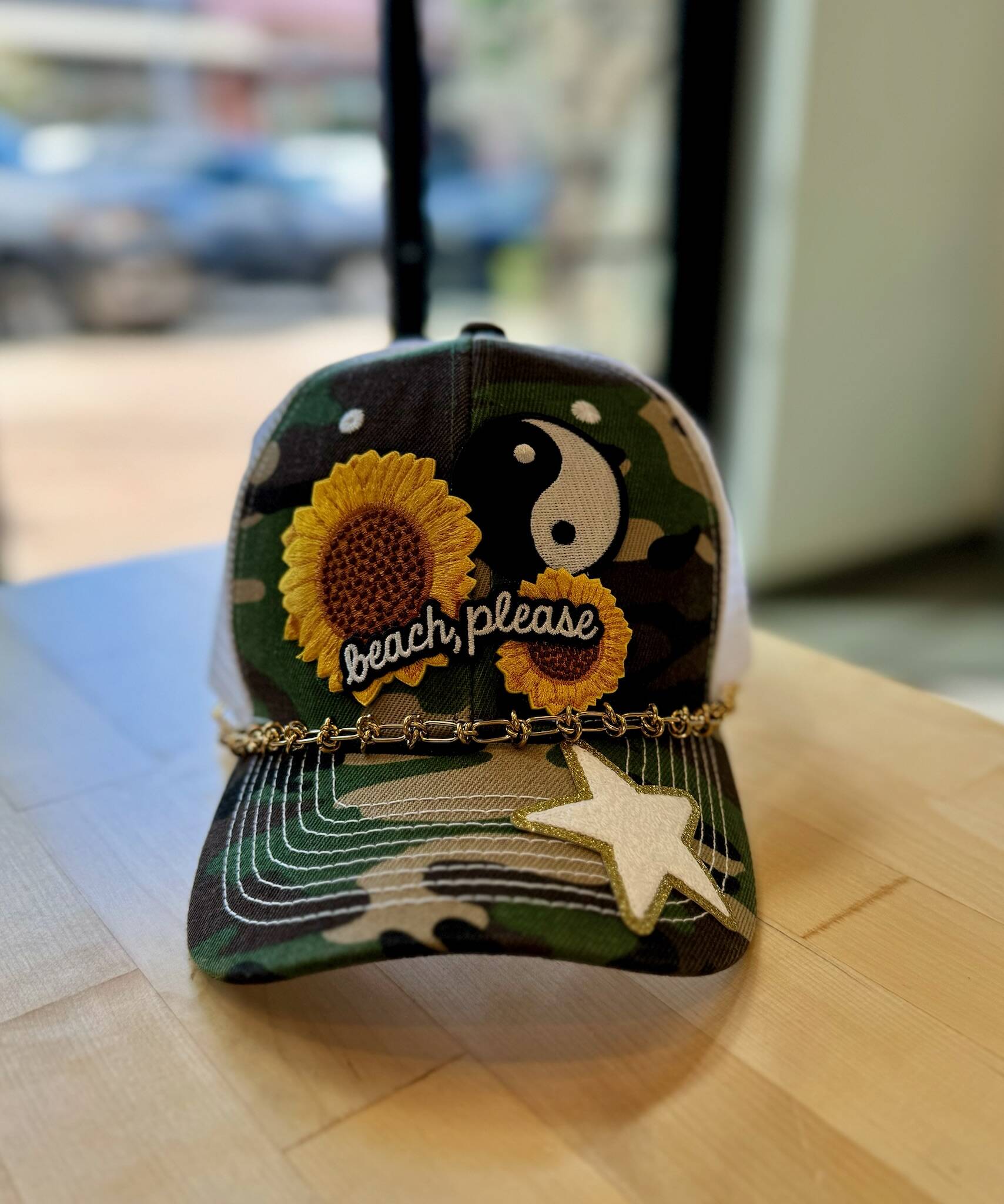 Bee & Poppi - Custom Permanent Jewelry & Hat Bar | Norterra